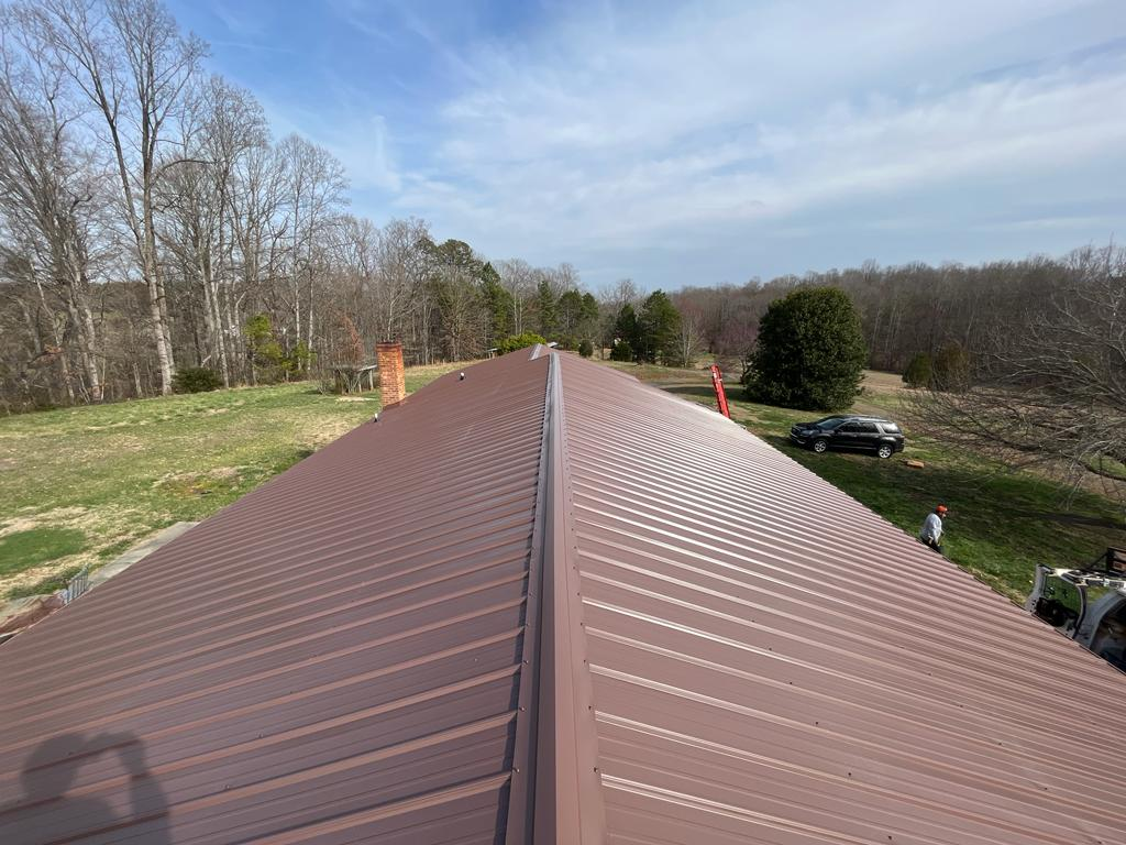 Metal Roof Layouts for Minimalist Homes Explained - Gator Metal Roofing ...