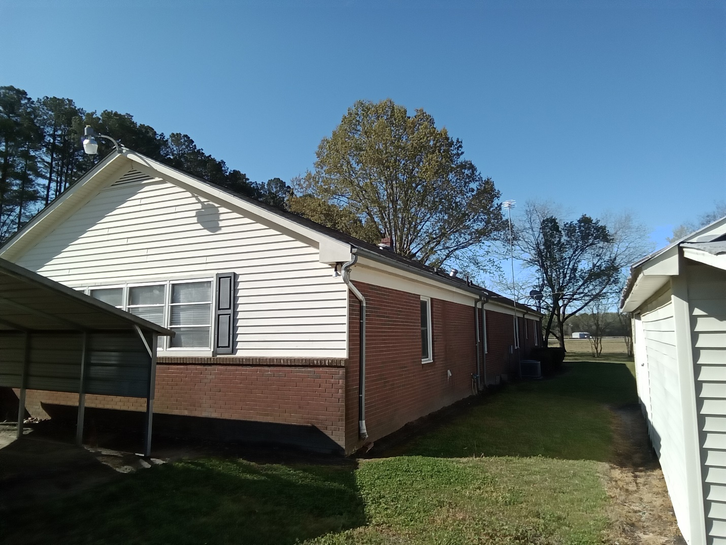 Metal Roof Snow and Wind Load-Bearing Capabilities—Explained - Gator ...